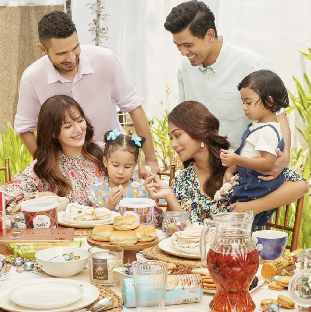 Seronoknya Lihat Gelagat Juliana Evans & Tasha Shilla Bersama Keluarga ...