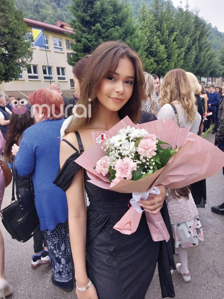 Tak Sangka, Rupanya Gadis Cantik Ini Anak Penyanyi Wanita Popular Di ...