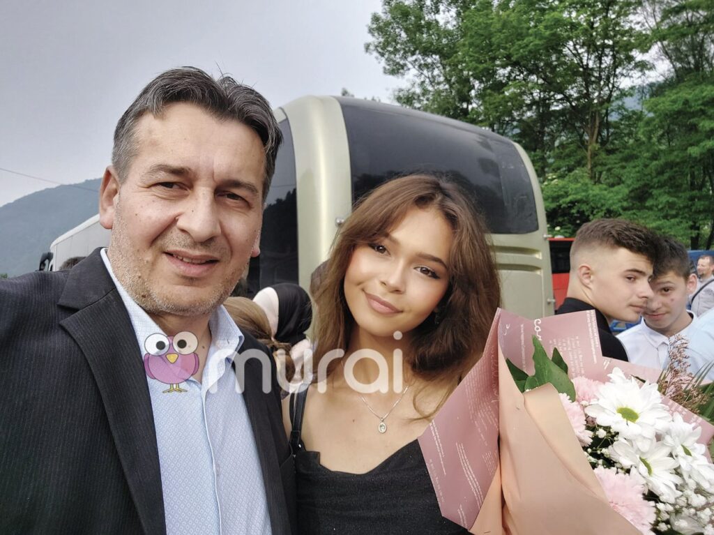 Tak Sangka, Rupanya Gadis Cantik Ini Anak Penyanyi Wanita Popular Di ...