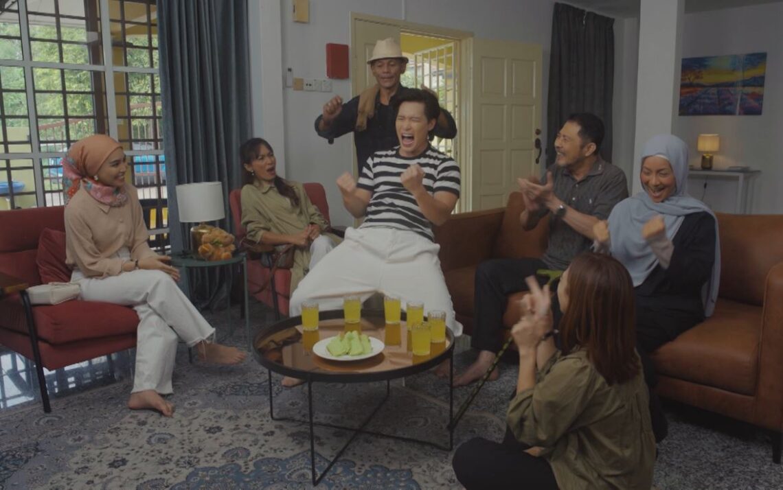 Kisah Ala Korea "Dulu Dollah Daebak" Menyatukan Sean Lee Dan Sharifah ...