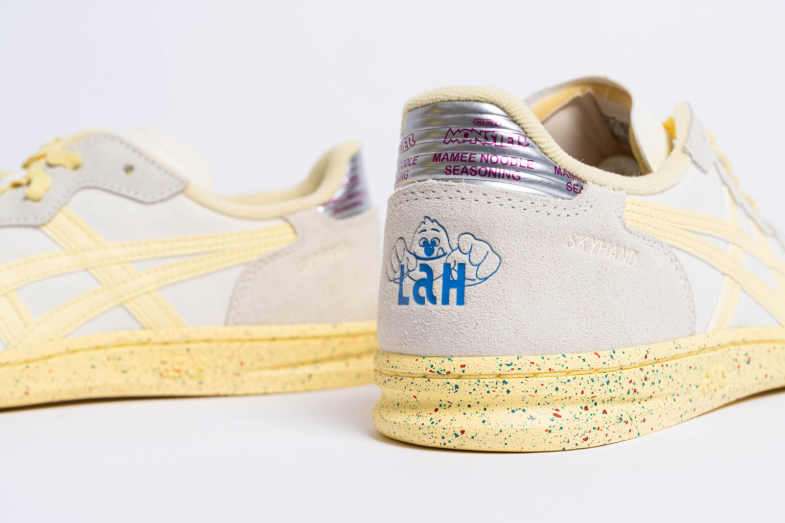 ASICS SKYHAND ™ OG MAMEE MONSTER Berjaya Curi Hati Pencinta Sneaker ...