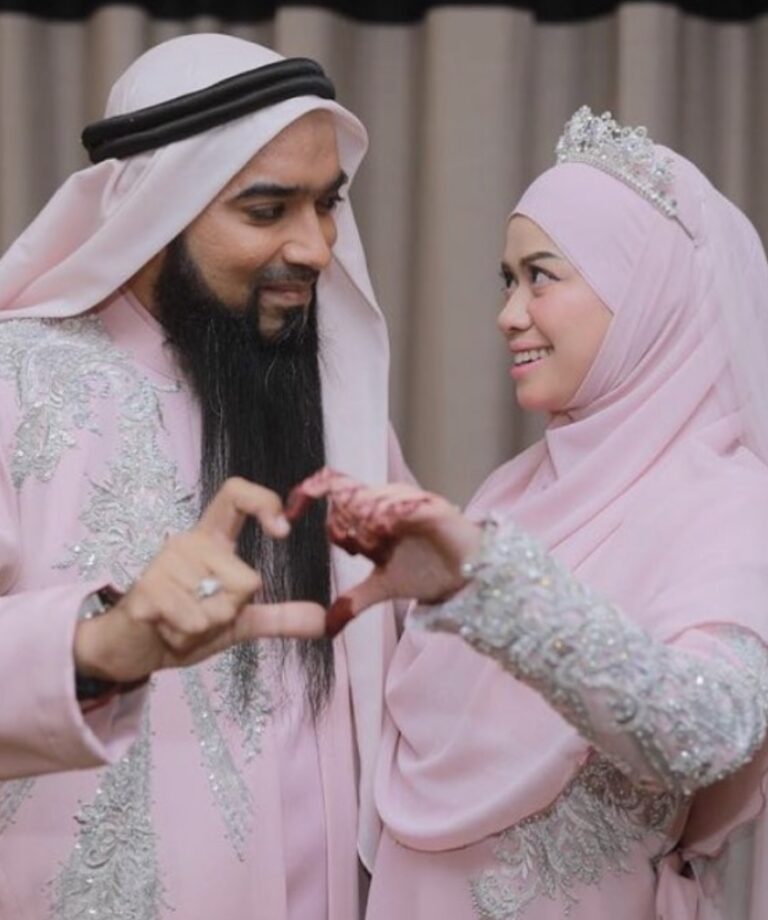 Rumah Tangga Didakwa Sedang Bergolak, Heliza Helmi Tenang Jawab Persoalan Netizen - Murai MY